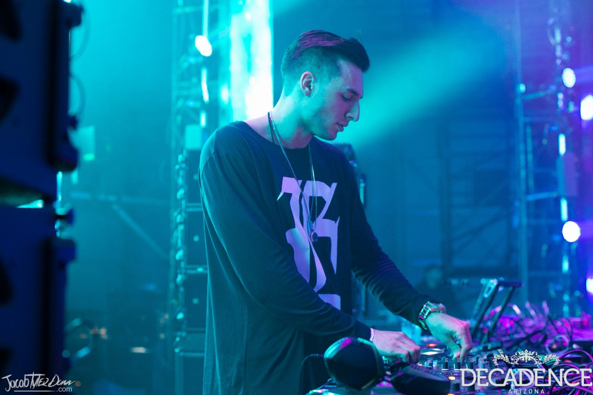 Decadence NYE 2015 – Arizona Chandler Photos - 07/12/00 - Rawhide ...