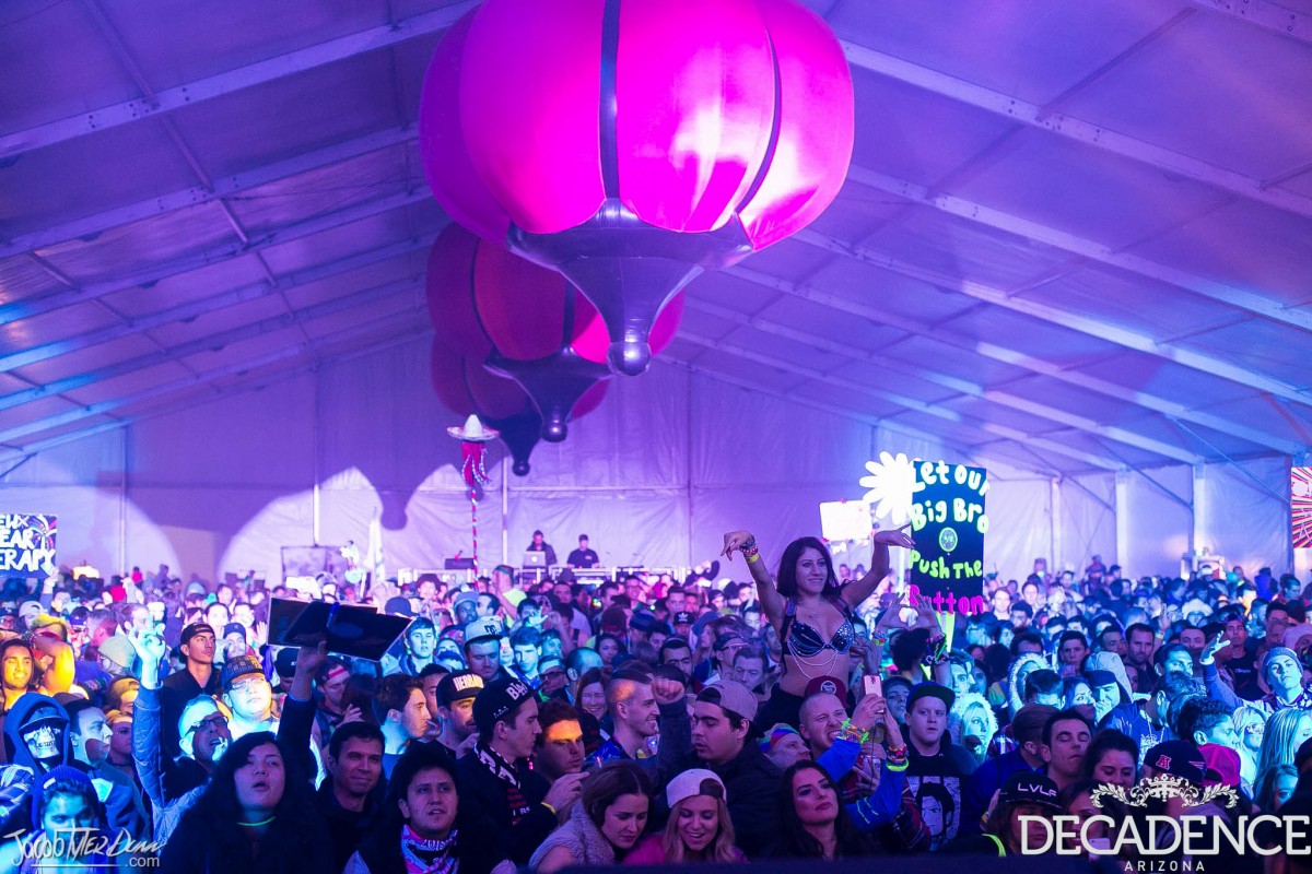Decadence NYE 2015 – Arizona Chandler Photos - 07/12/00 - Rawhide ...