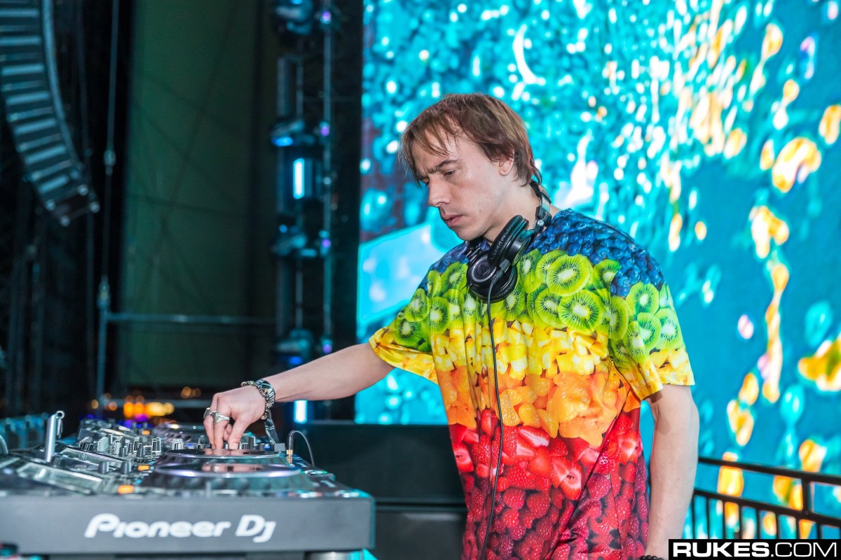 Spin it Back Saturday: Liquid Stranger – ‘Jolt’ | Relentless Beats